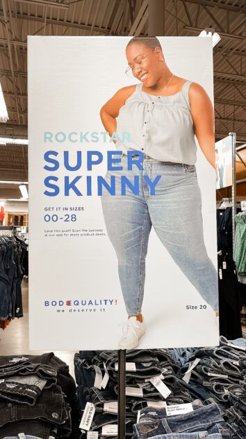 Jean Shopping At Old Navy #BodEquality – Tatiana Inise